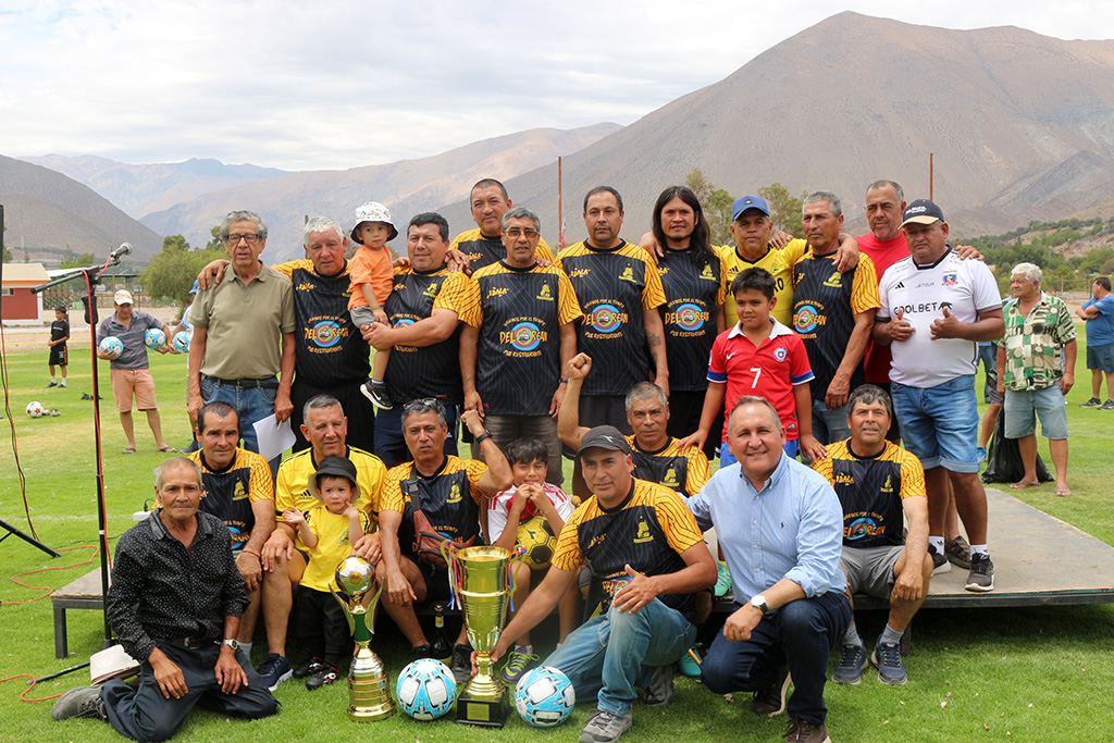 CD Alameda y CD San Isidro se coronaron campeones de la Liga Senior ...